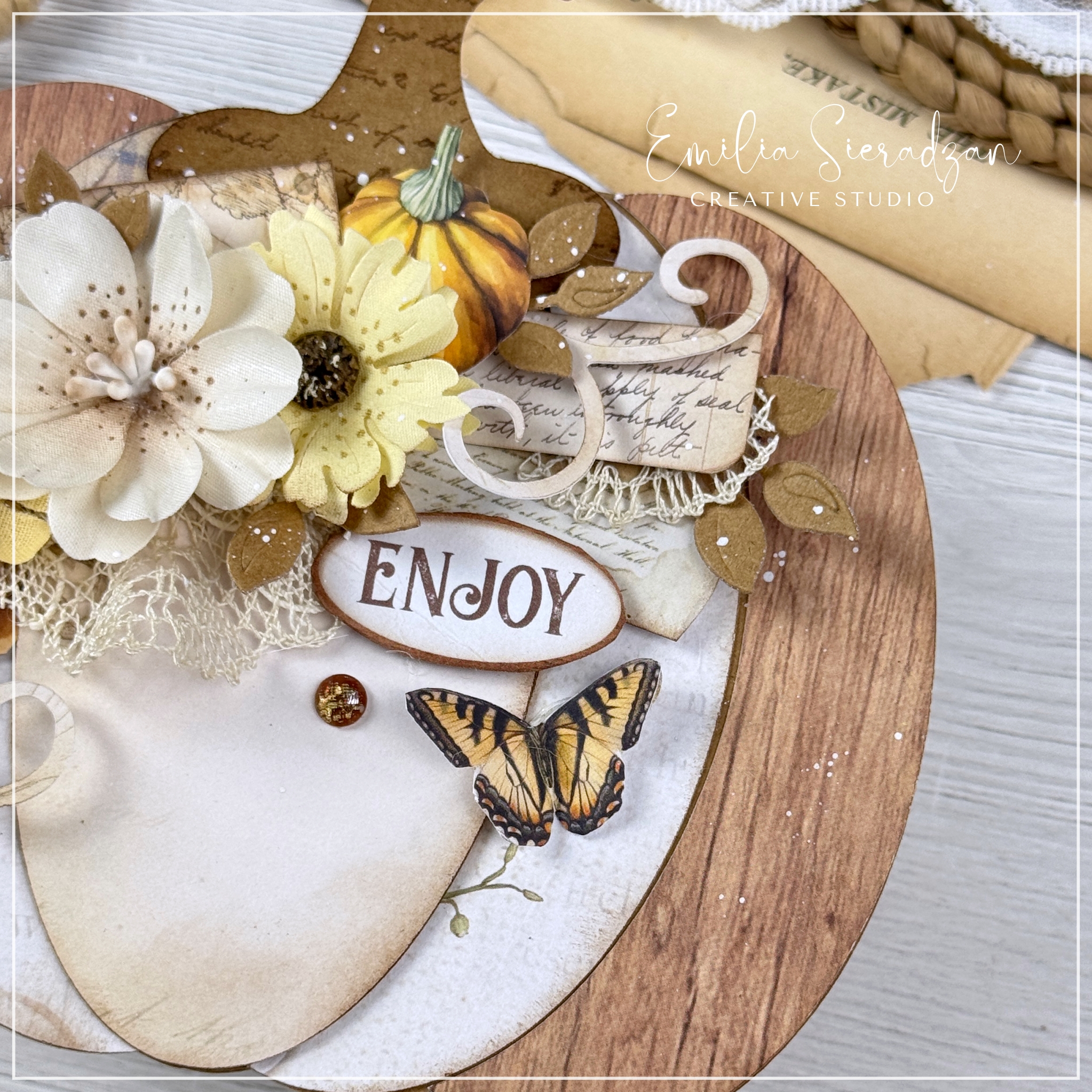 DIY Pumpkin Card Template – Perfect for Fall & Thanksgiving Crafts